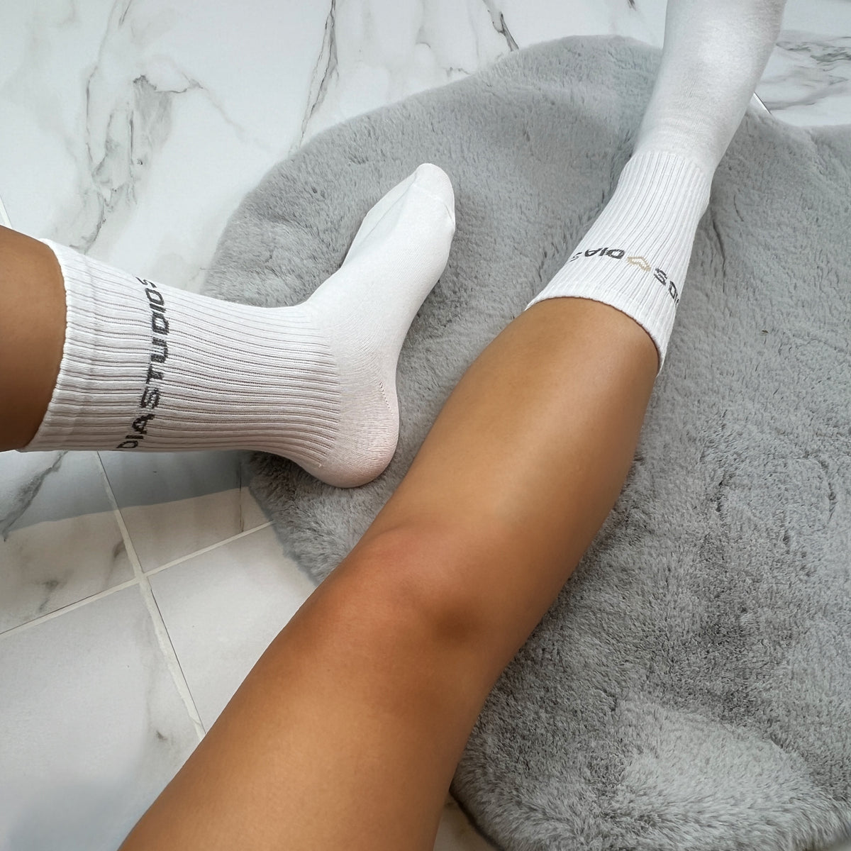 DIA Socks White – DIA Studios